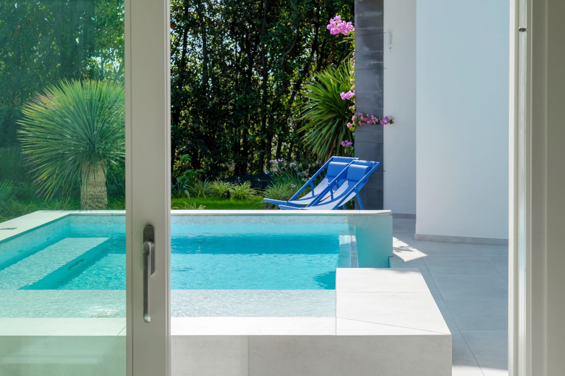 Festa in piscina? Ecco come vestirsi | Piscine Castiglione